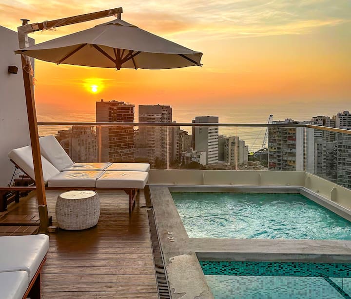 Luxury Apt W/ Ocean View In Barranco Near Larcomar - Perú