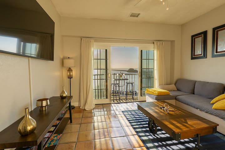 Sunny Bayside Escape • Walk To Beach • Pool - Ocean City, MD
