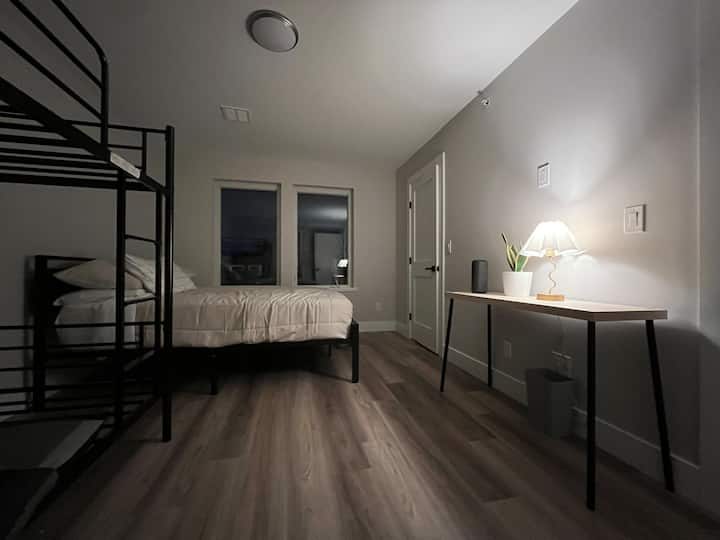 2.1 Private Room/private Bath - 맨해튼
