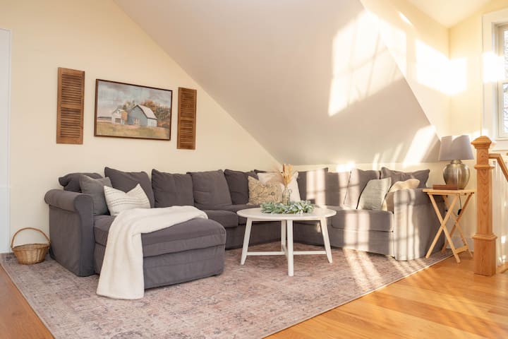 Cozy Carriage House On 22 Private Acres Near Nyc - Bloomsbury, NJ