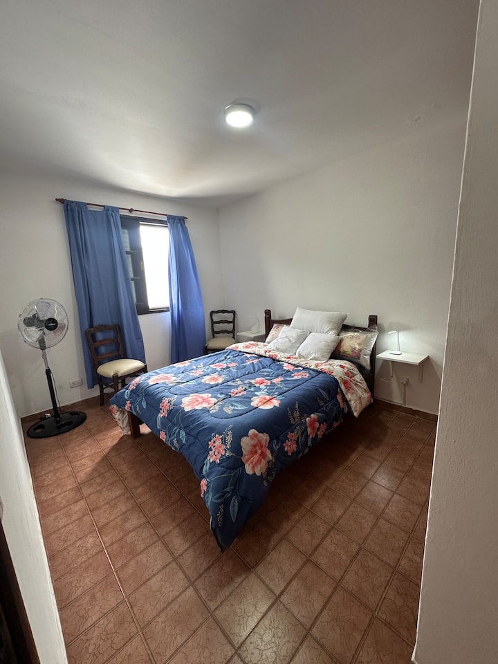 “Espacio Acogedor A 2 Cuadras Del Mar En Quequén” - Necochea