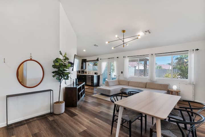 Your Home Away From Home - North Las Vegas, NV