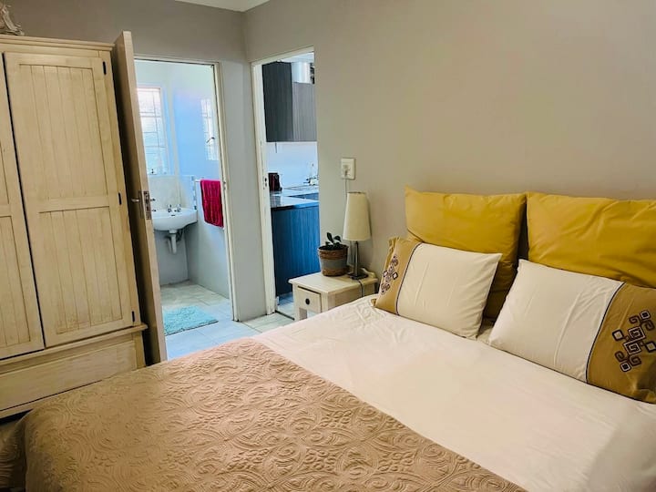 20 On Langenhoven Street - Bloemfontein