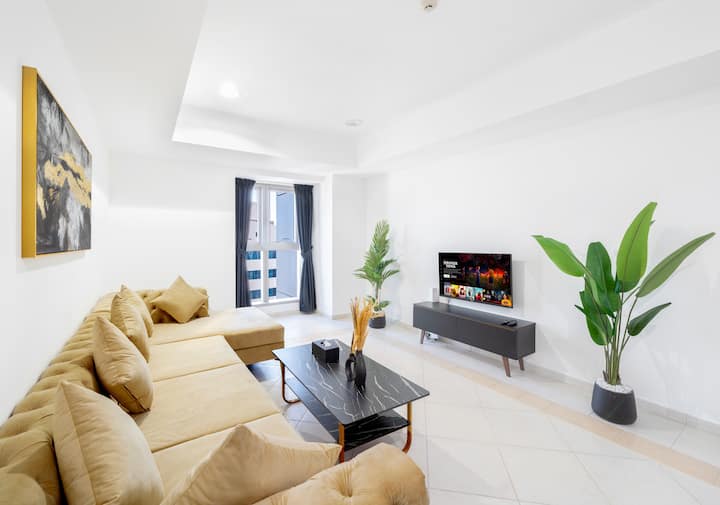 Elevated Marina 1br I Unbeatable Sea & Palm Views - Dubai