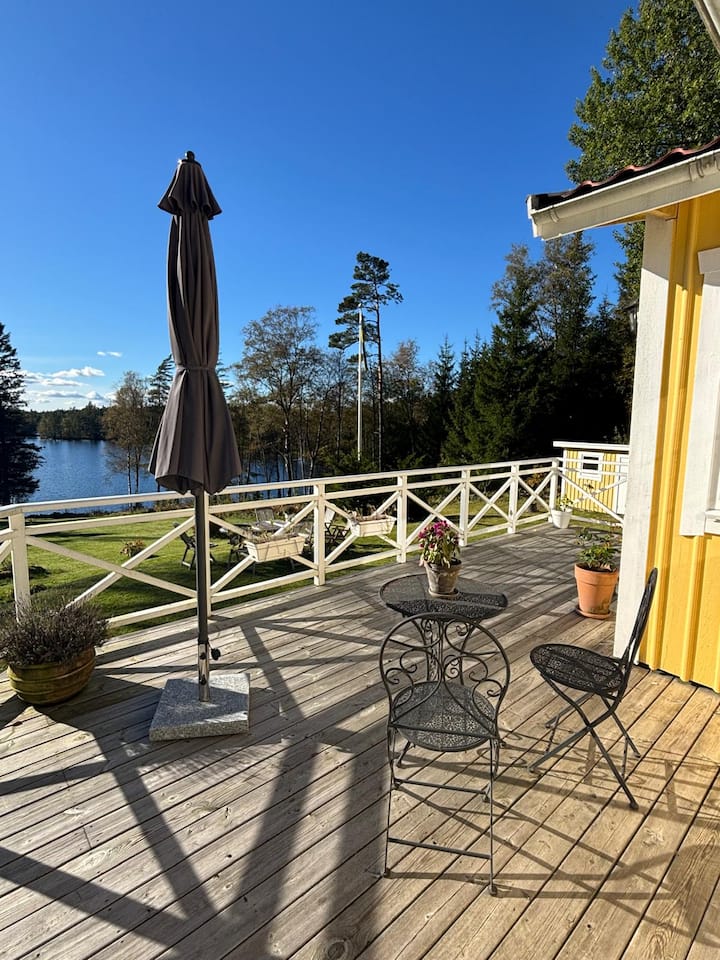 Stunning Lakeside Home With Sauna - Borås