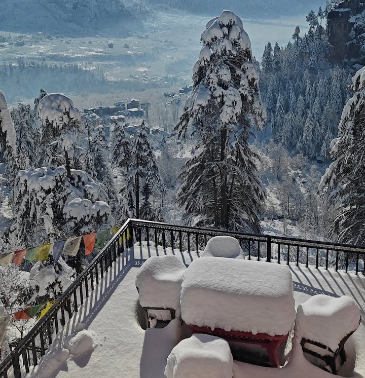 2 Bhk Cottage, Mountain View, Sakinn Stays, Manali - Manali