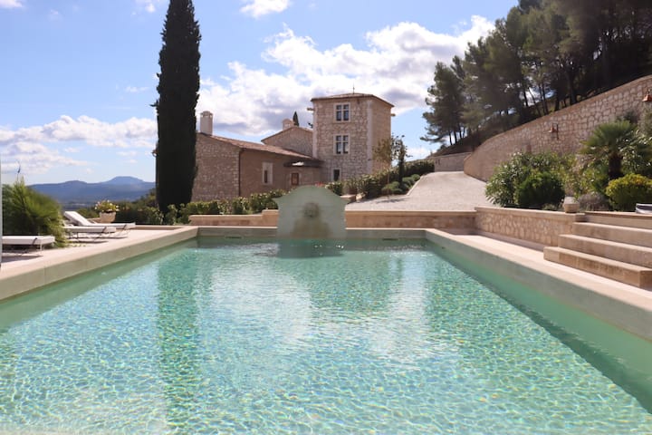 Domaine D'exception Atypique - Pertuis