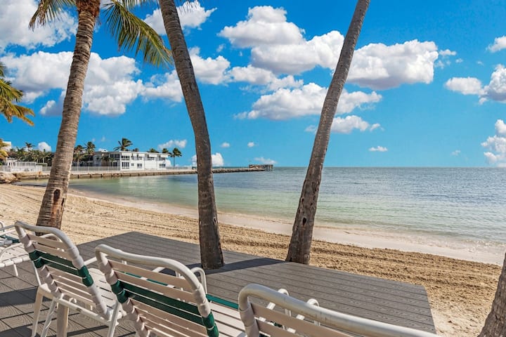 Sunsets At The Cay - Coco Plum Beach, Marathon
