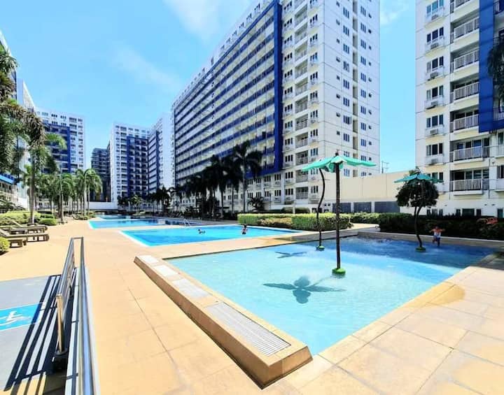 Sea Affordable Staycation - Manila