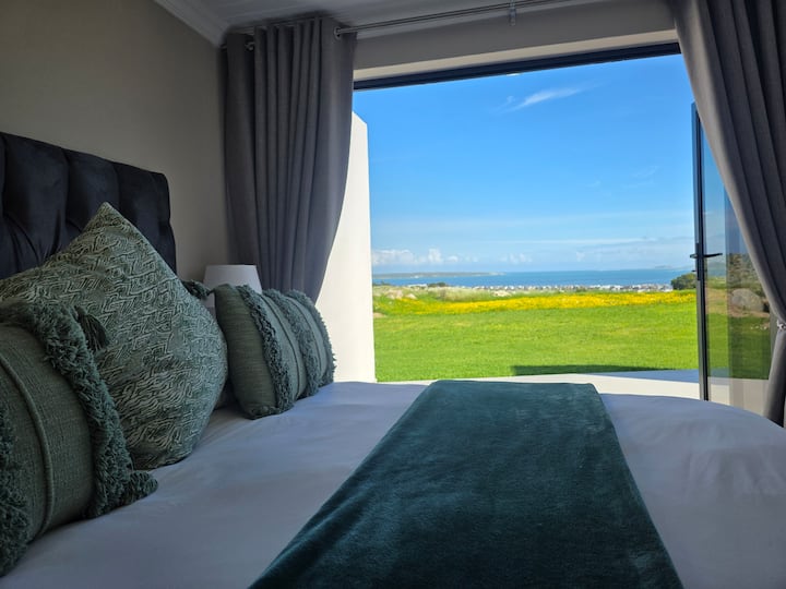 Central Located  Family Retreat-2 Blackeaglesrest - Langebaan