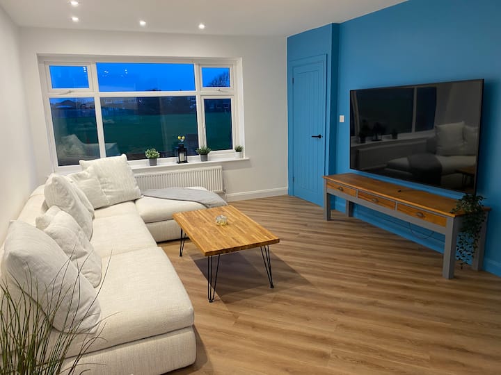 3 Bedroom House Newly Renovated - ブラックプール