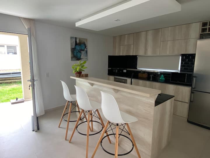 Casa A Estrenar. Equipada. - Pinamar