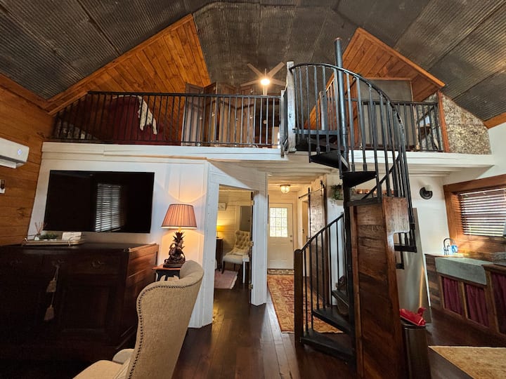 Mountain Hideaway Cabin. Now With New Lower Rates! - Roan Mountain