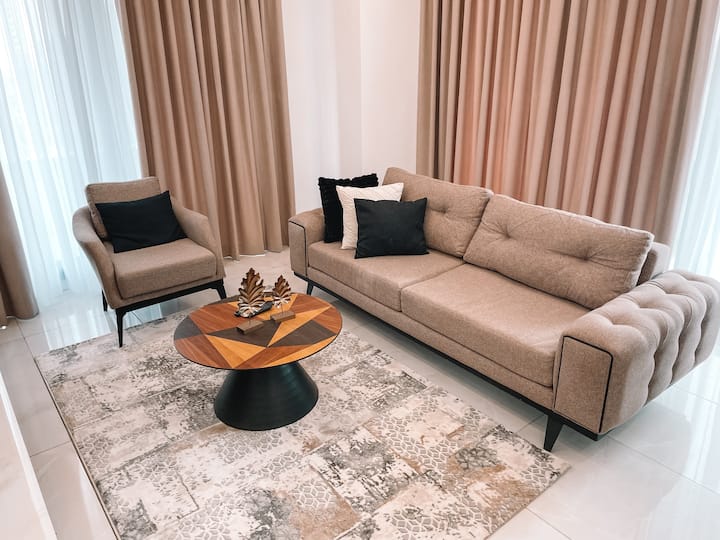 Elegant 2br Near Airport - Accra