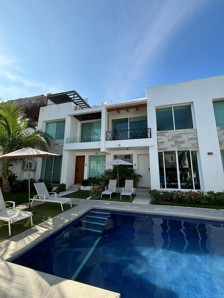 ¡Hermosa Casa En Acapulco Diamante! - Acapulco