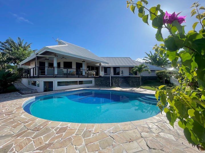 Villa Tetavake- 3chambres, 1 Bureau, Belle Piscine - Polynésie française