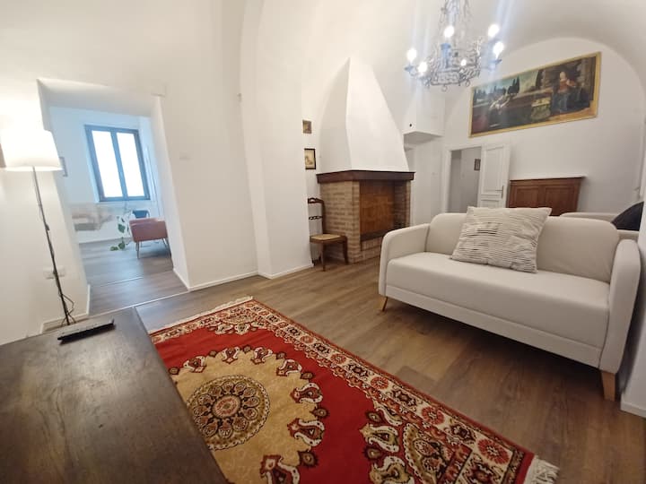 Siena Centro. Tra Il Campo E Il Duomo. - Sienne