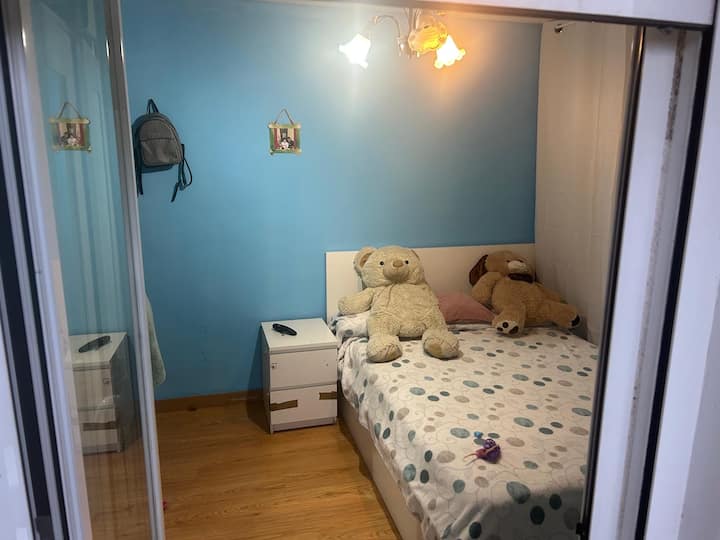 Habitación Con Balcón - Torrejón de Ardoz