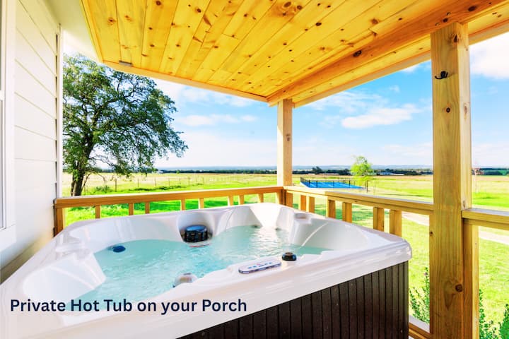 *Specials*hottub, Firepit, Pickleball, King Suite - Luckenbach, TX