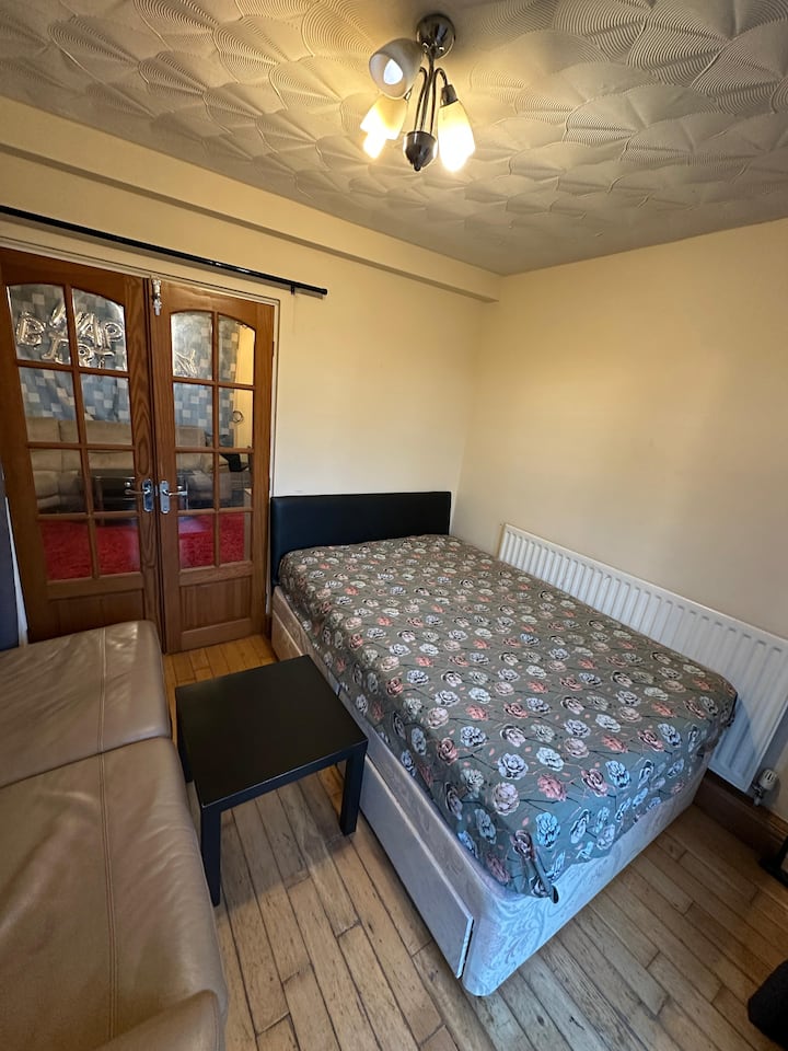 Furnished Room - Newcastle upon Tyne
