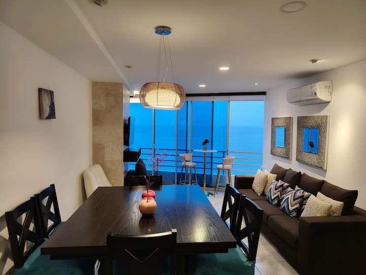 Apartamento Familiar Con Terraza, Y Vistas Al Mar - Salinas