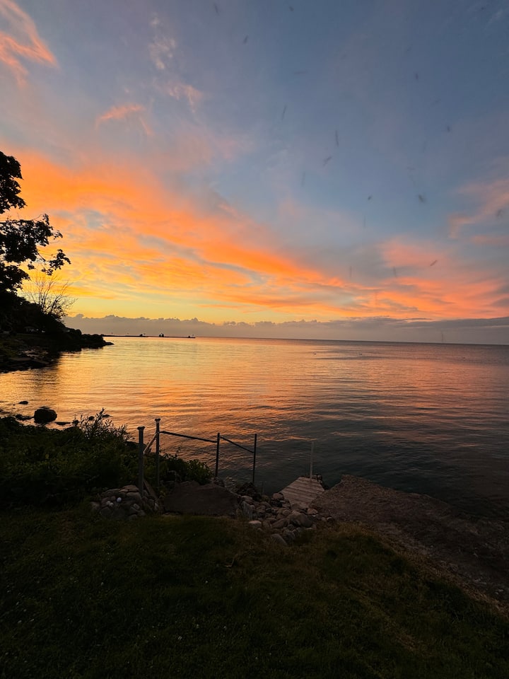 Direct Waterfront, Peaceful Beauty - Lakeside State Park, Waterport