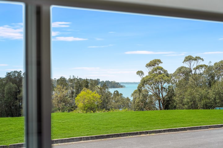 Lakeside 3bdr House For Family - Dapto