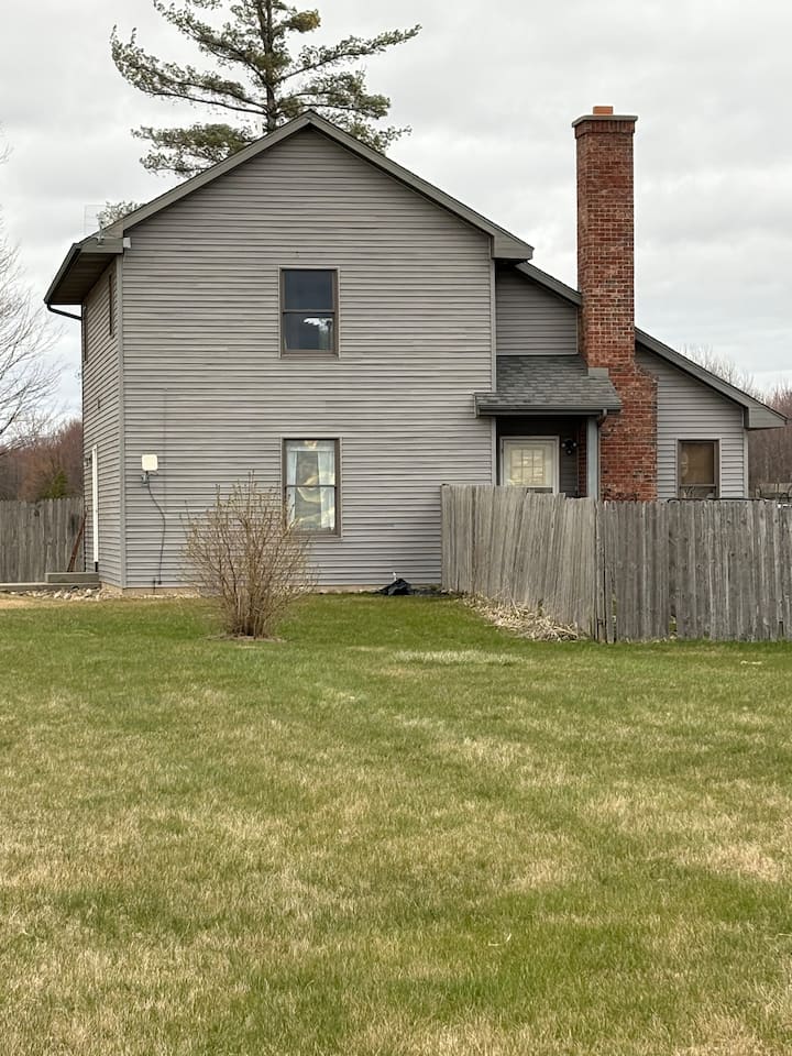 Colwood Getaway - Caro, MI