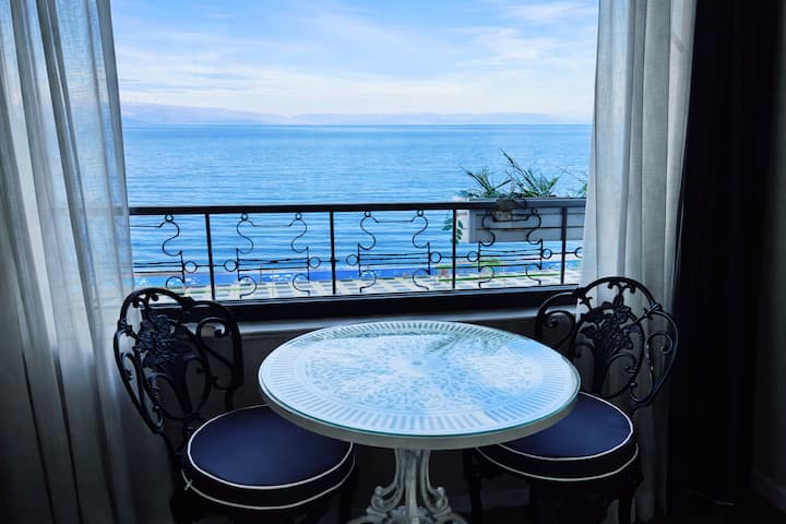 Denize Sıfır Açık Büfe Kahvaltılı Exclusive Oda - Mudanya