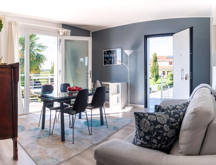 The Sun Apartment - Italia