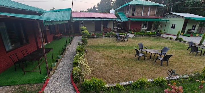 Eiyuu Hotels - Corbett Sunrise India Homestay - Jim Corbett National Park