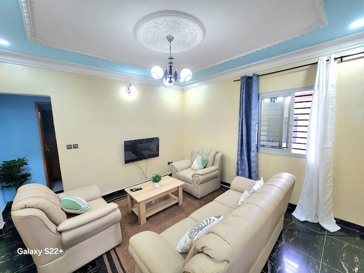 Appartement Deux Pièces, Climatisé - Yaounde