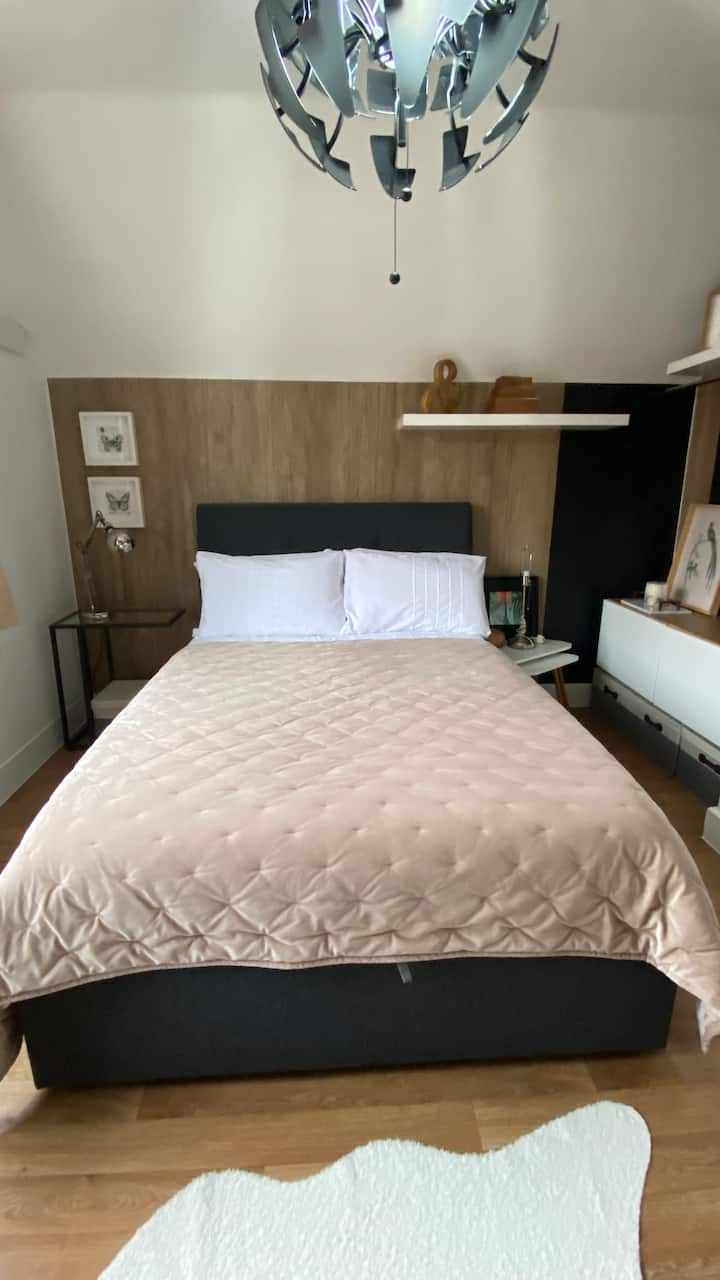 Double Bedroom - Notting Hill