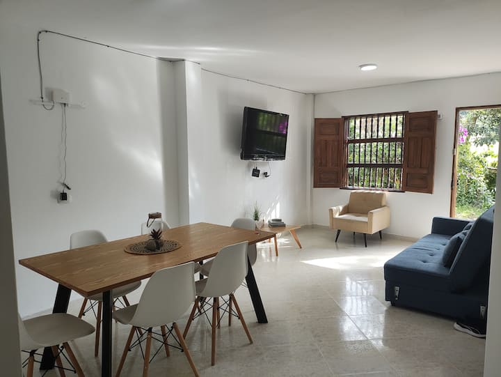 Tranquilo Apto A 3 Minutos Caminando Del Parque - Jardín