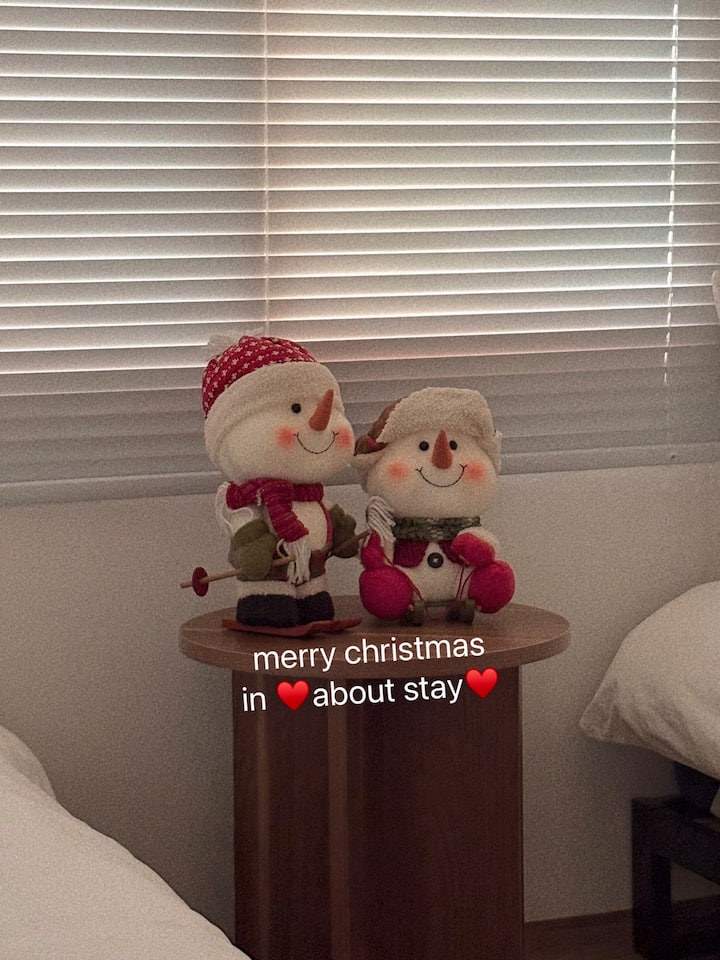 [겨울특가] 짐보관/ 방4욕실2/ 침대5/ 12인/ 해변8분/ 남천역3분 - Busan