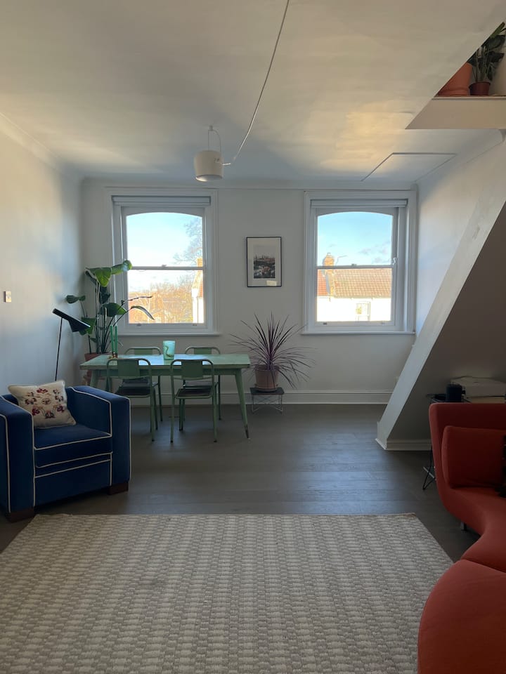 Sun-filled Space In A Victorian Pub Conversion - Londres