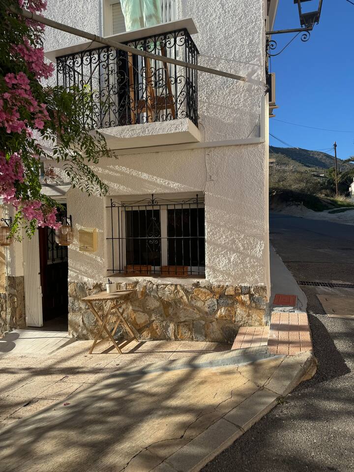 Small Cozy House In Spanish Mountains - Busot