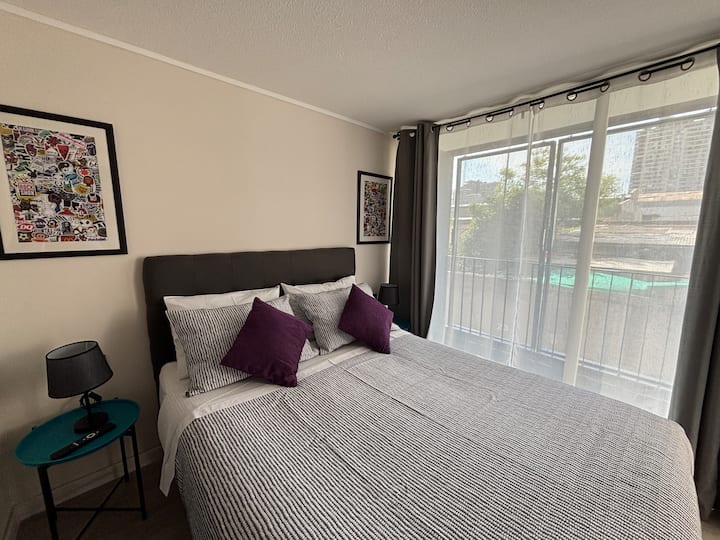 Central Y Cómodo Cercano A Metro Irarrázaval - Chile