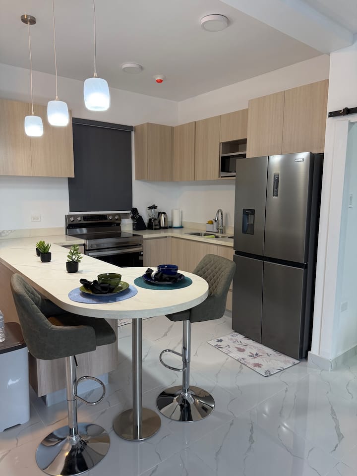 Suite Oasis Kingston With Ocean View Balcony - Kingston