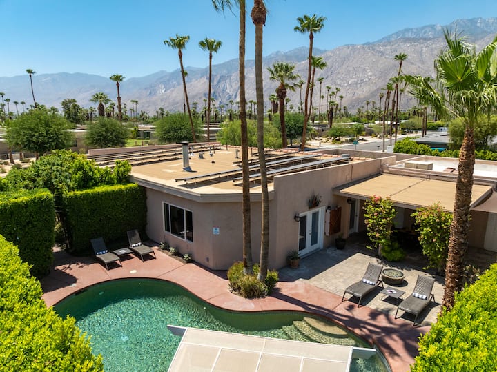 Desert Delight - Palm Springs Hacienda W/ Pool & - Palm Springs, CA