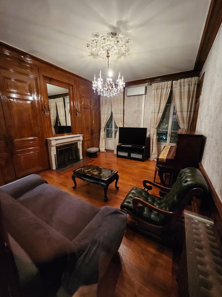 Grand 100 M² à 5 Min Du Centre-ville. - Lyon