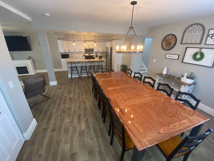 Big Family Vacation Home - Michigan City, IN