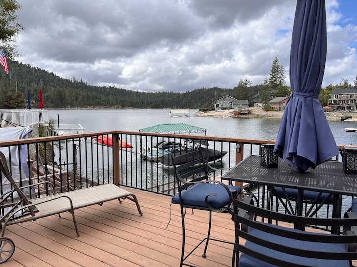Lakefront Bass Lake In Whitney Cove Private Dock - Bass Lake, CA