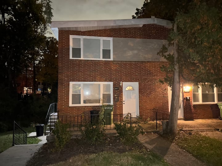 Apartment Mins. From Towson U. - Baltimore, MD