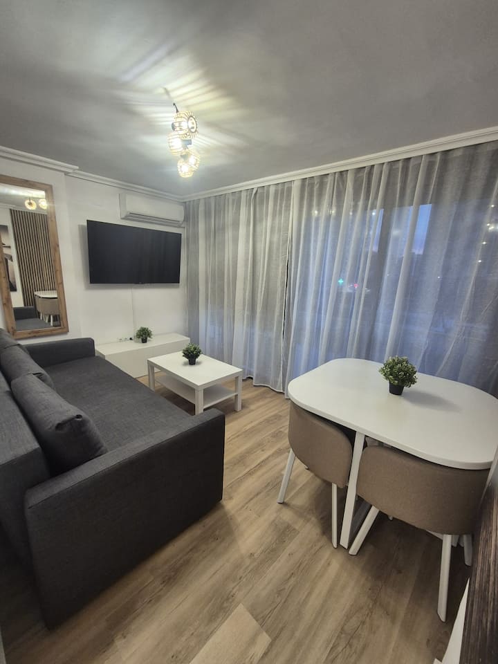 Payma Holidays Apartment - Benidorm