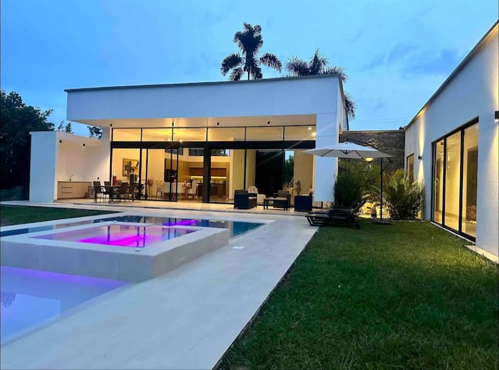 *Luxury House Pereira Risaralda* - La Virginia