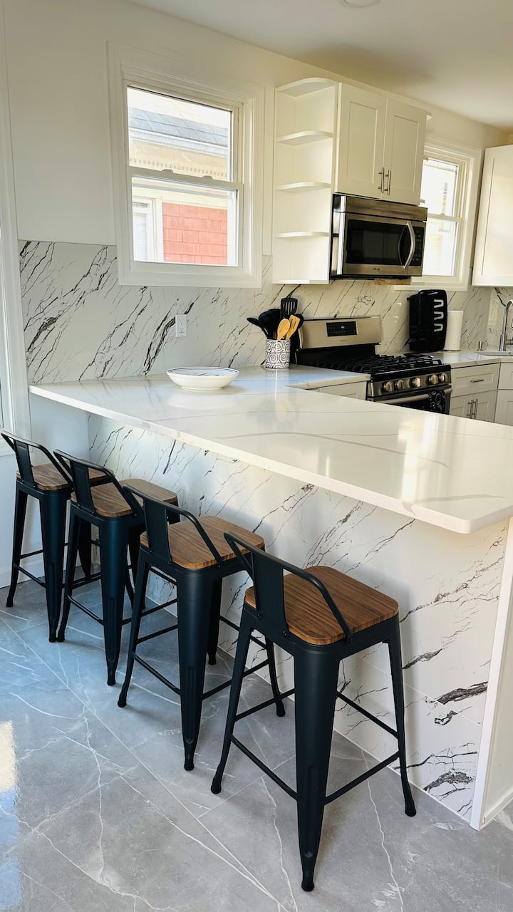 Modern 3 Bedroom Apt / Ewr Nyc - Newark, NJ