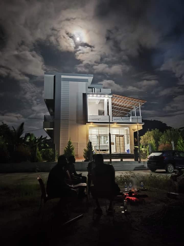 Tranquil Villa With Nature Hill Trail - Krishnagiri