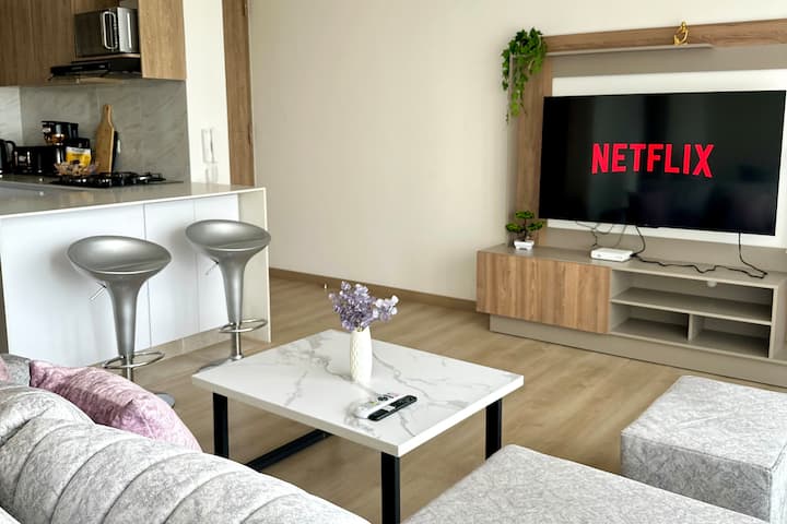 Silver Shelter - Fast Wifi, Bus Terminal, Airport - Bogota