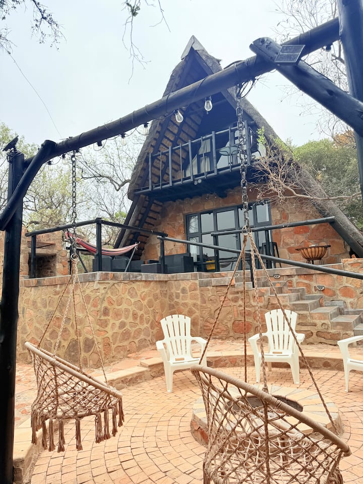 Picturesque82 - Off-grid Self Catering - Buffelspoort